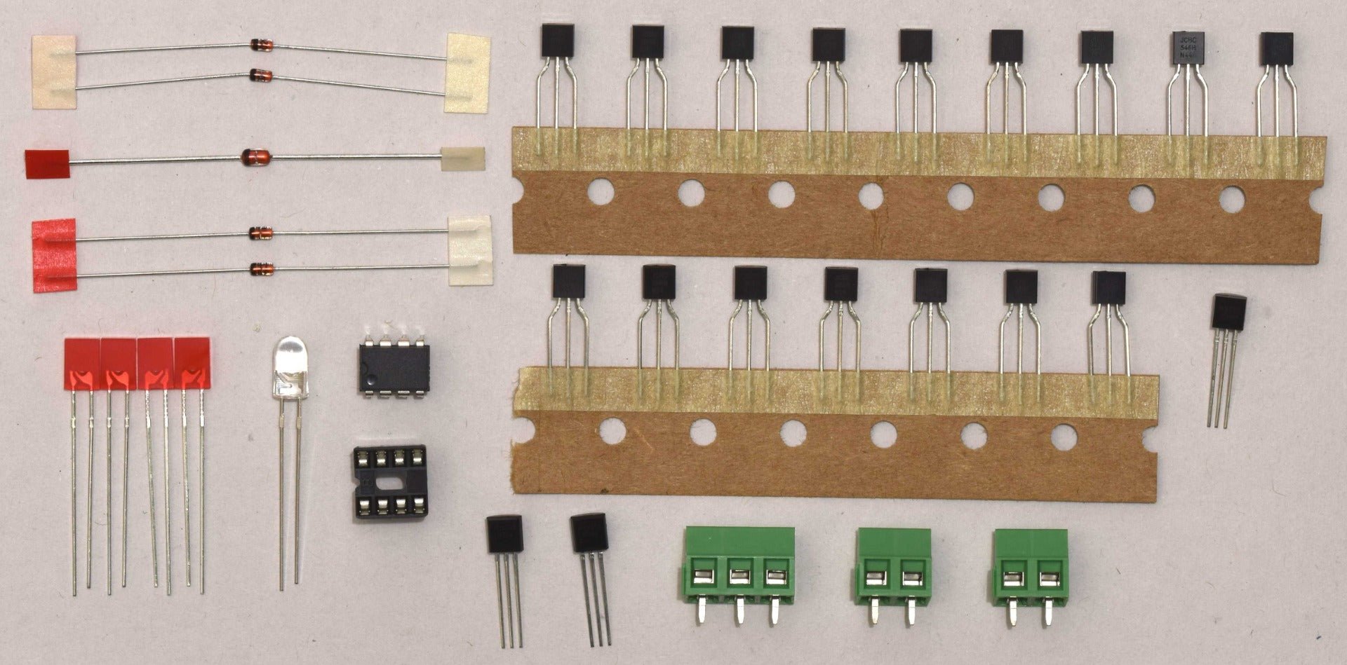 Elektor Fortissimo-100 High-End-Verstärker-Kit Elektor Fortissimo-100 High-End-Verstärker-Kit